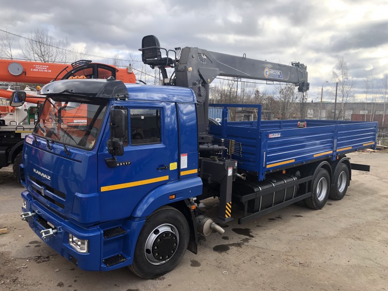 Купить бортовой КАМАЗ-65117 с КМУ HORYONG HRS206